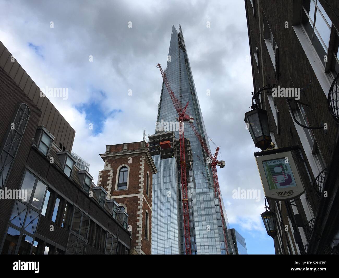 The Shard seen from St Thomas Street in London, England Stock Photo - Alamy
