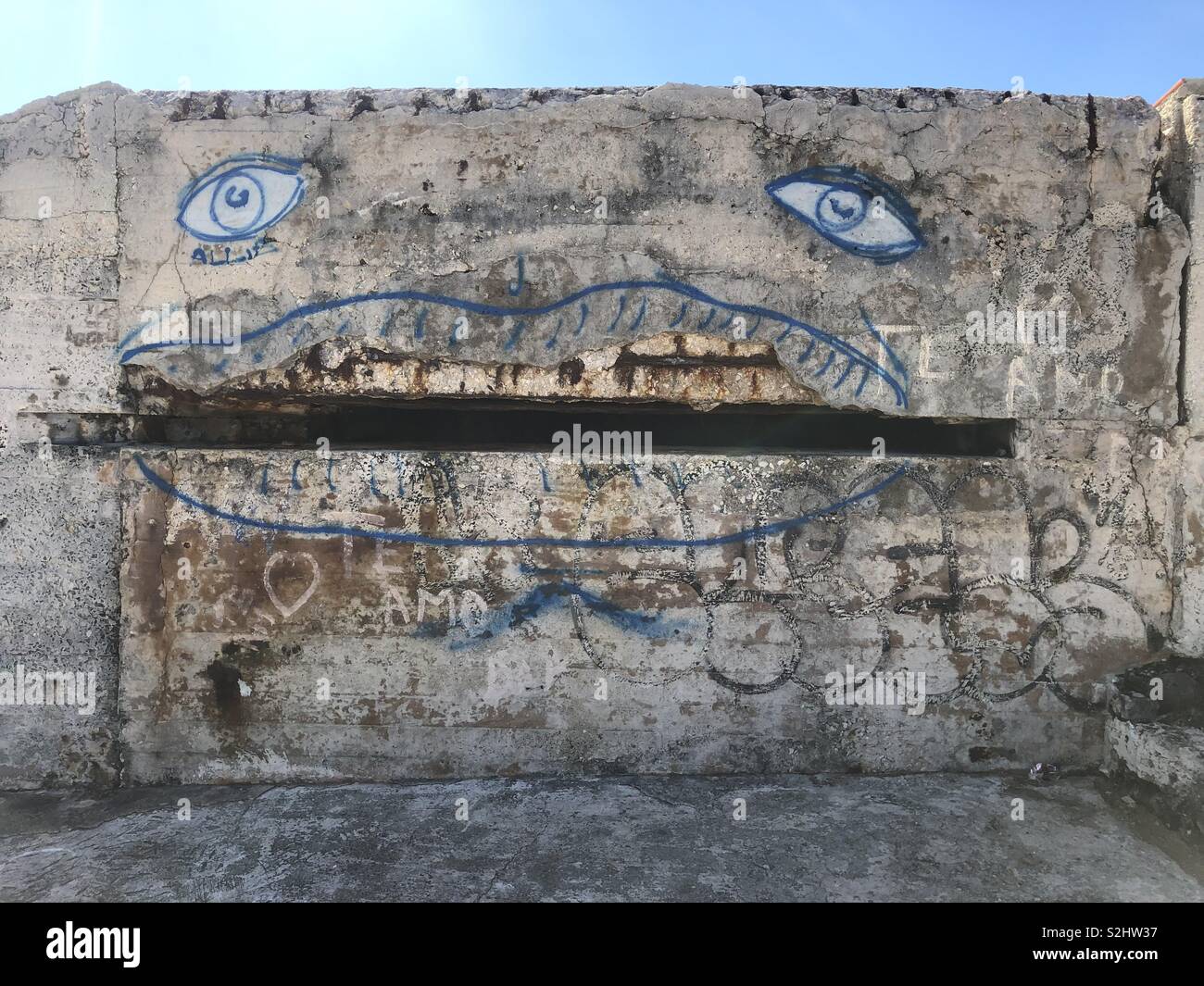 Street art bunker Stock Photo - Alamy