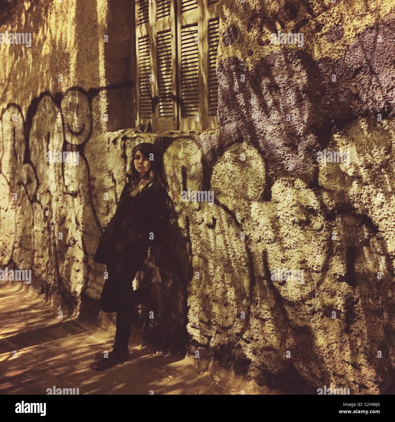 Wandering the gritty streets of Athens Stock Photo - Alamy