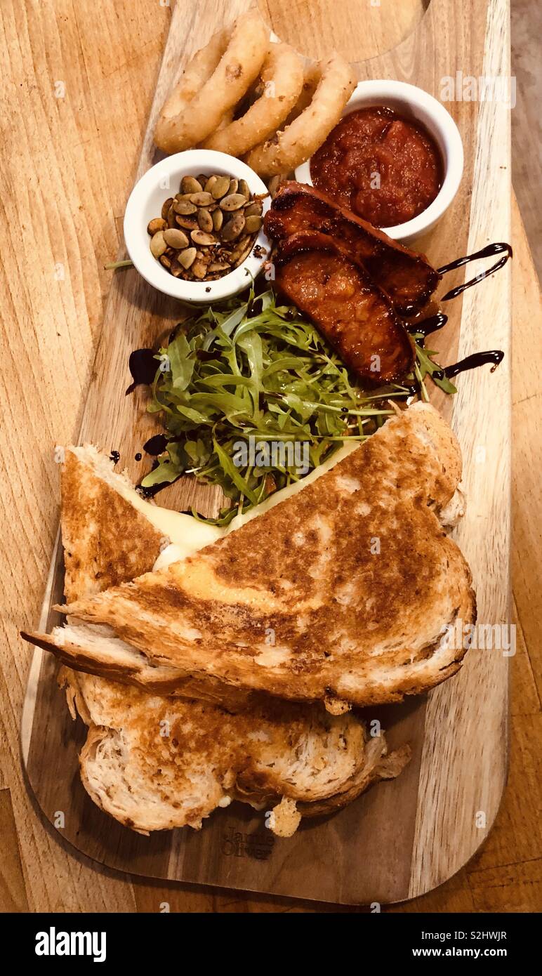 Cheese toastie hi-res stock photography and images - Alamy