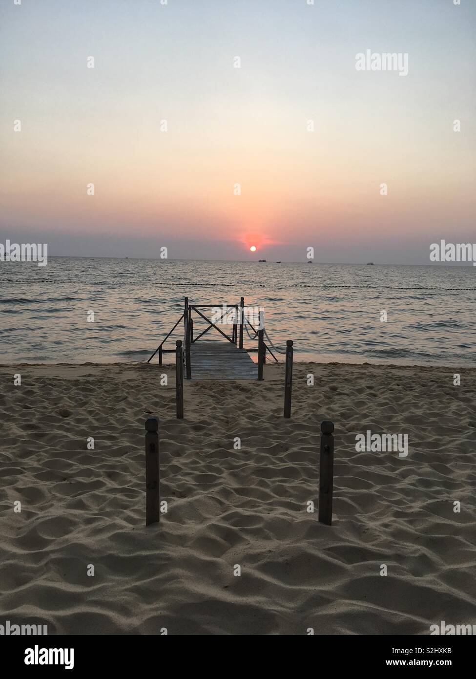 Beach life hi-res stock photography and images - Alamy