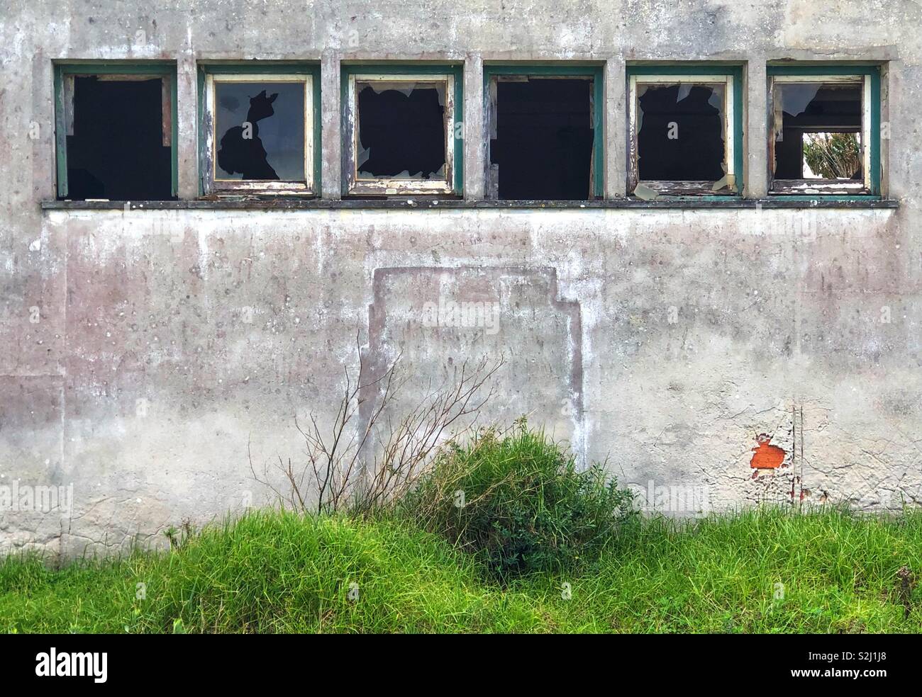 The windows broken old hi-res stock photography and images - Alamy