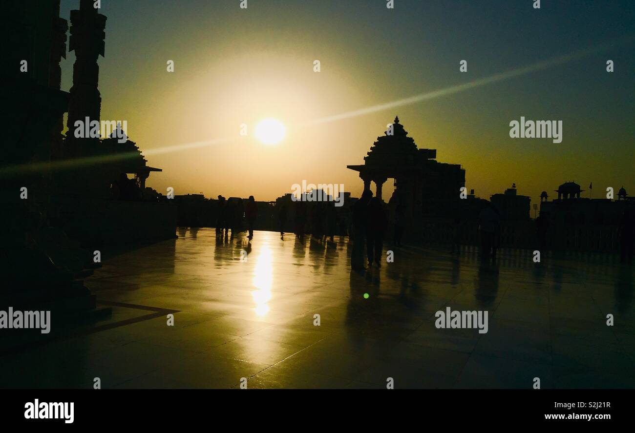 Sunset with temple hi-res stock photography and images - Alamy