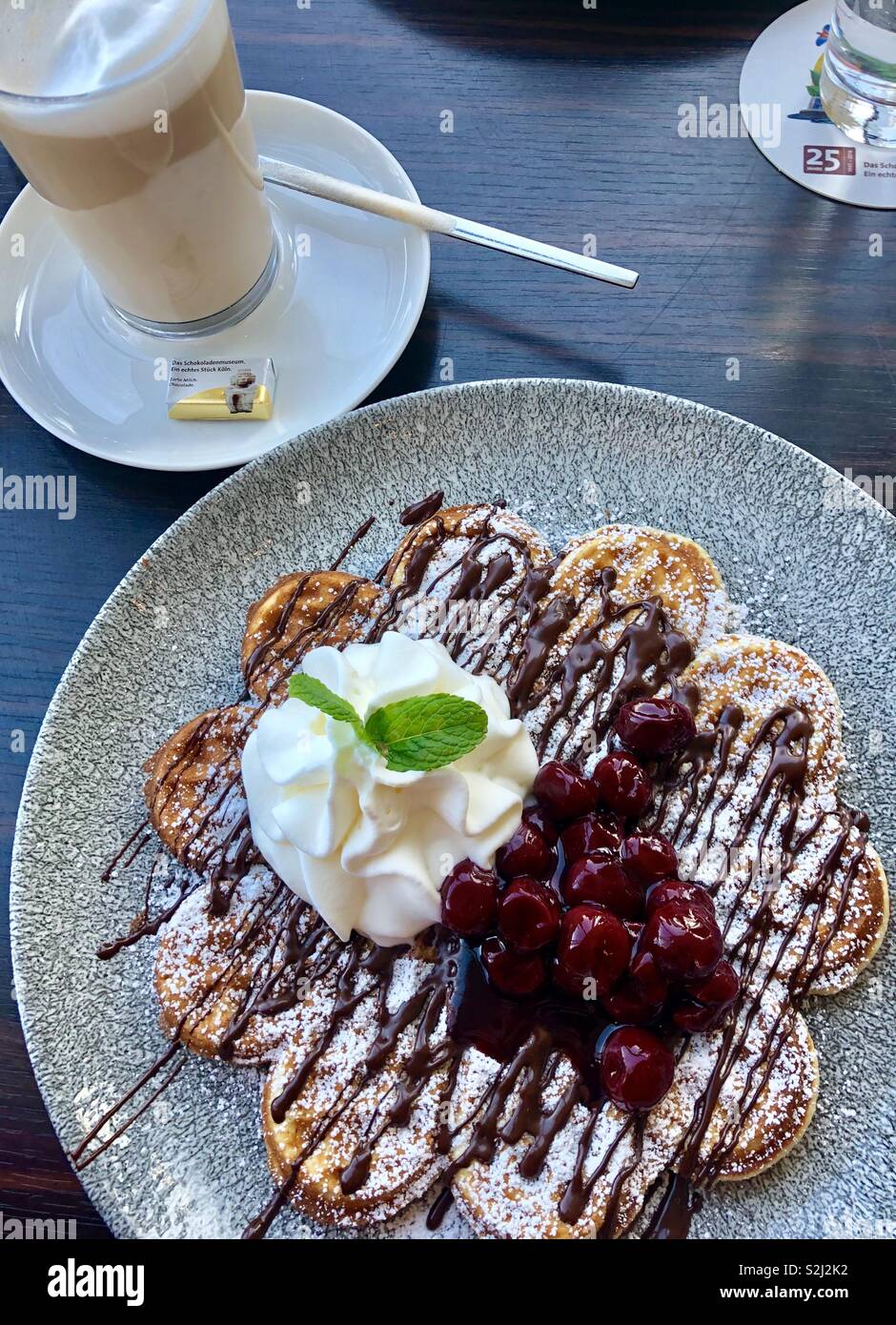 Lindt chocolate and cologne hi-res stock photography and images - Alamy