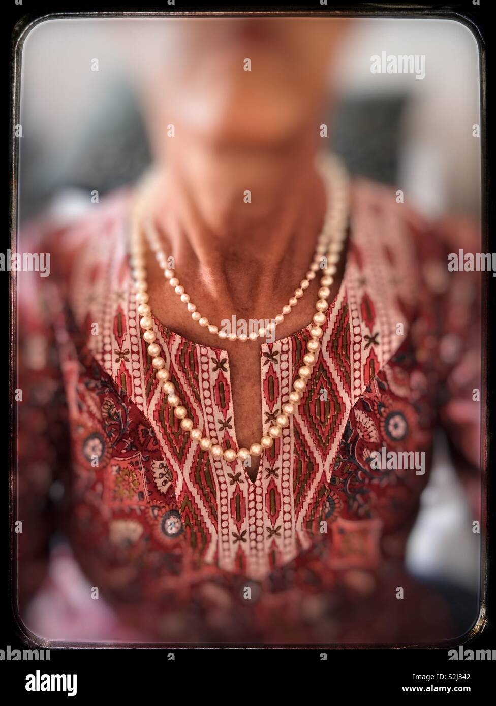 Two strings hi-res stock photography and images - Alamy