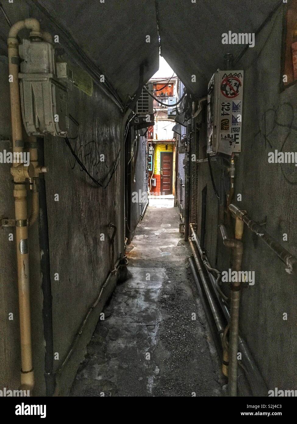 Shinjuku alleyway at daytime Stock Photo - Alamy