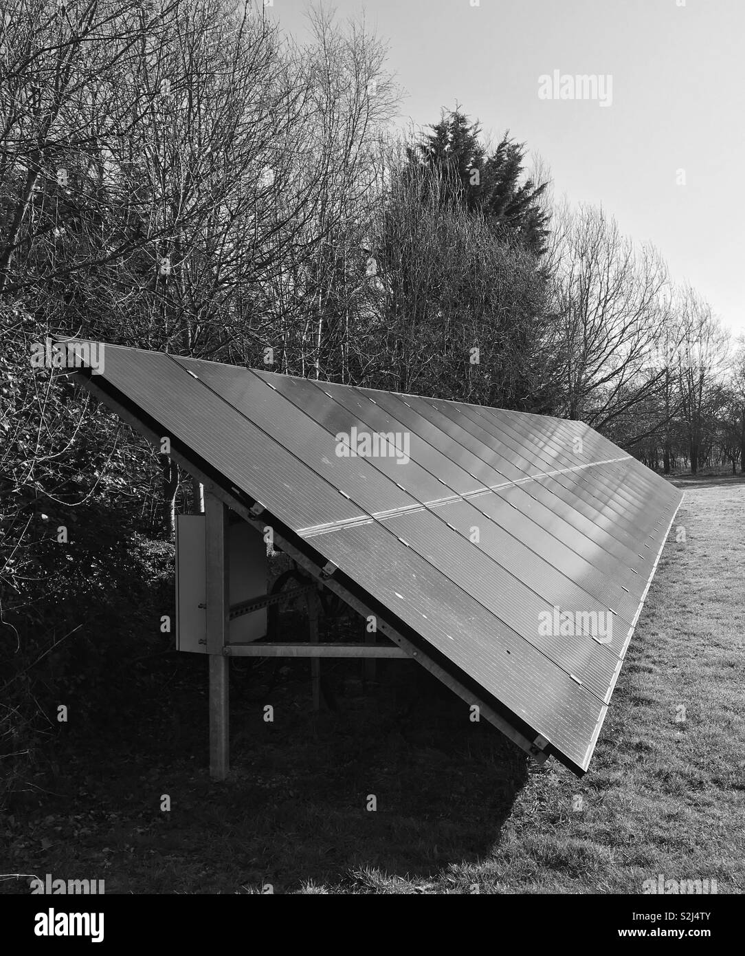 Kent solar panels hi-res stock photography and images - Alamy