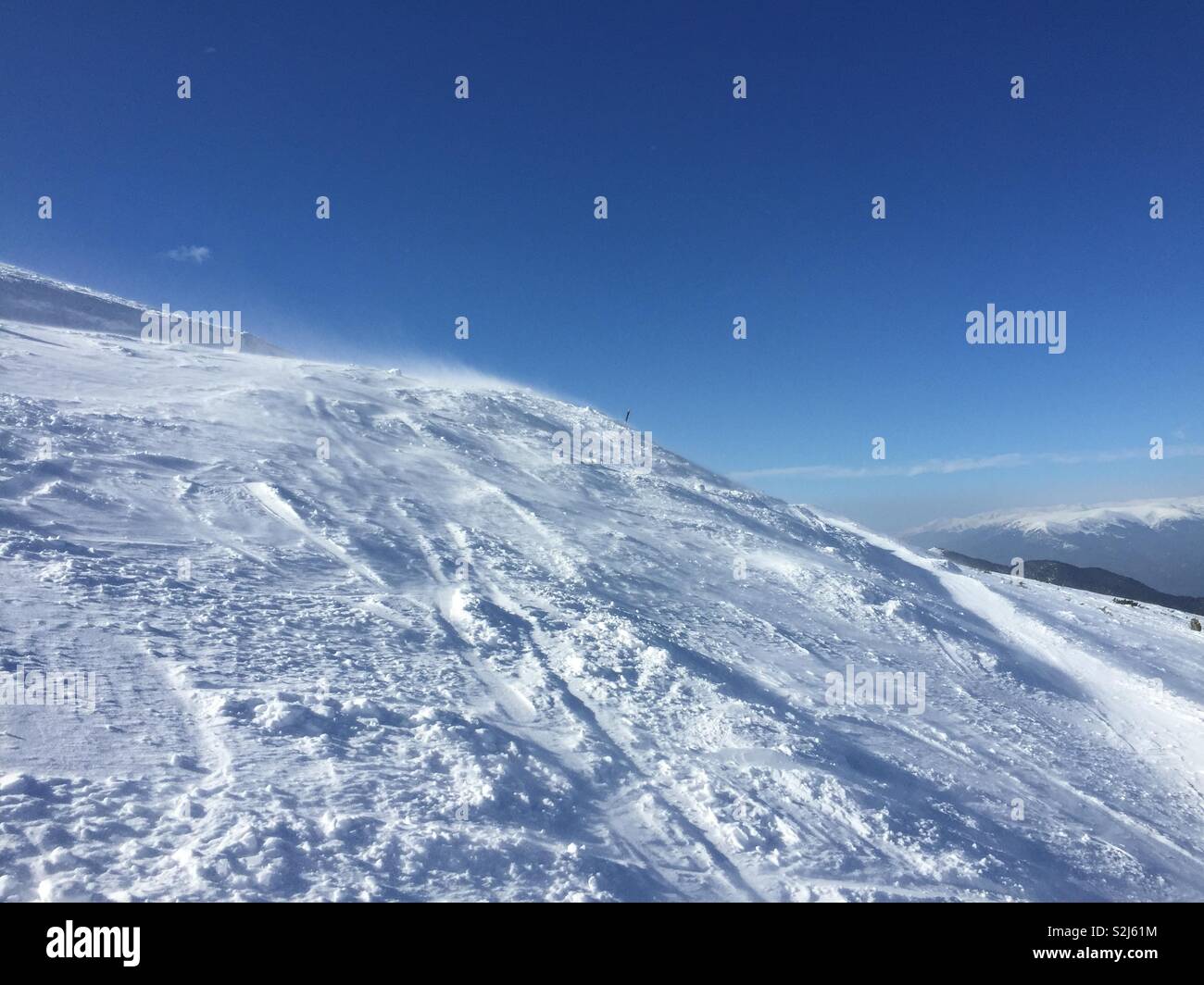 Freezing wind hi-res stock photography and images - Alamy