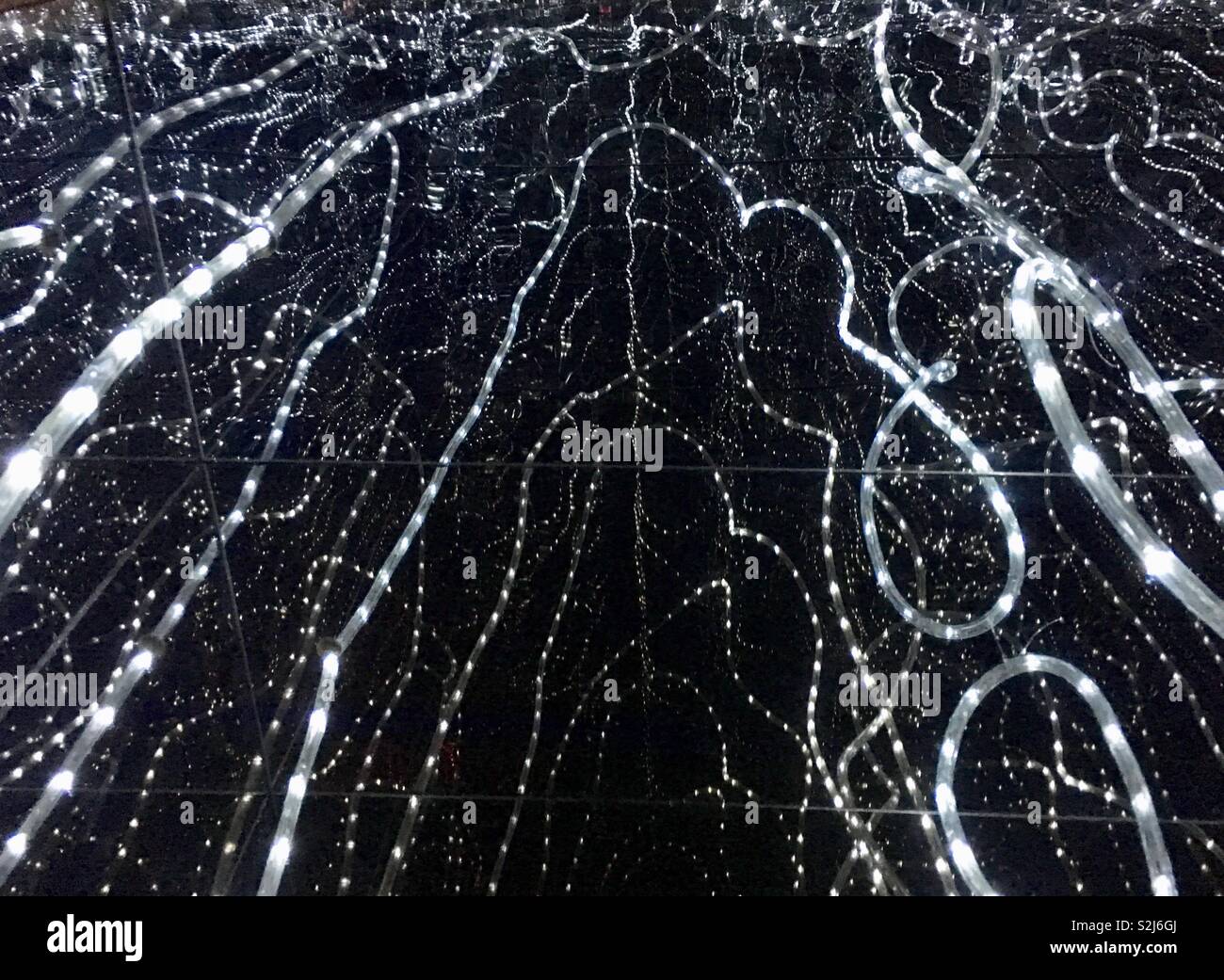 Light cables hi-res stock photography and images - Alamy