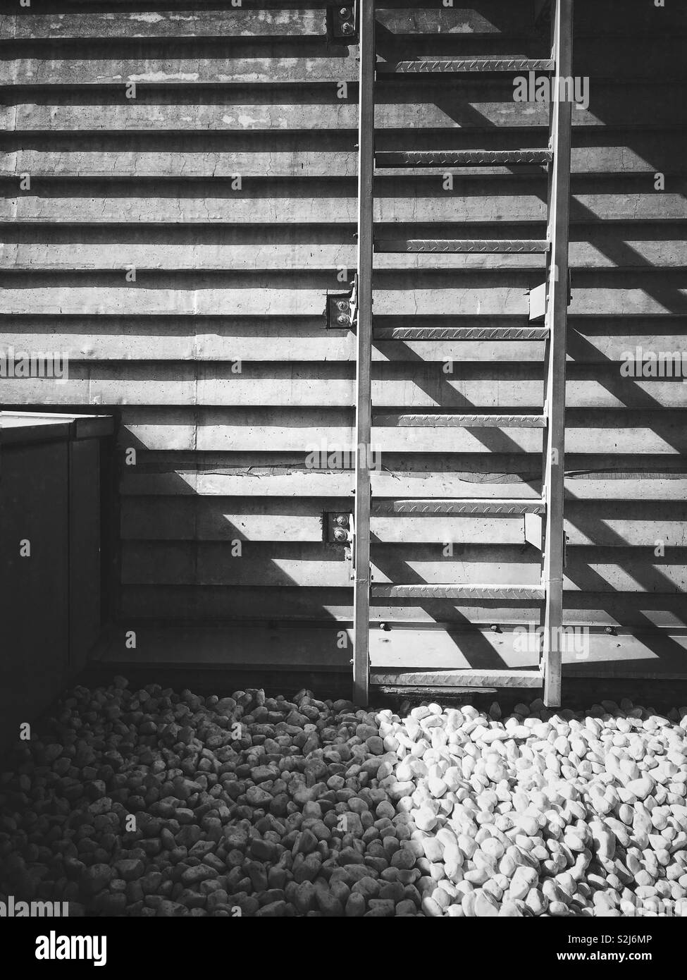 Side of a wall Black and White Stock Photos & Images - Alamy