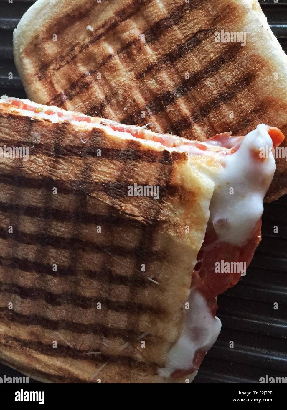 Toasted sandwich hi-res stock photography and images - Alamy