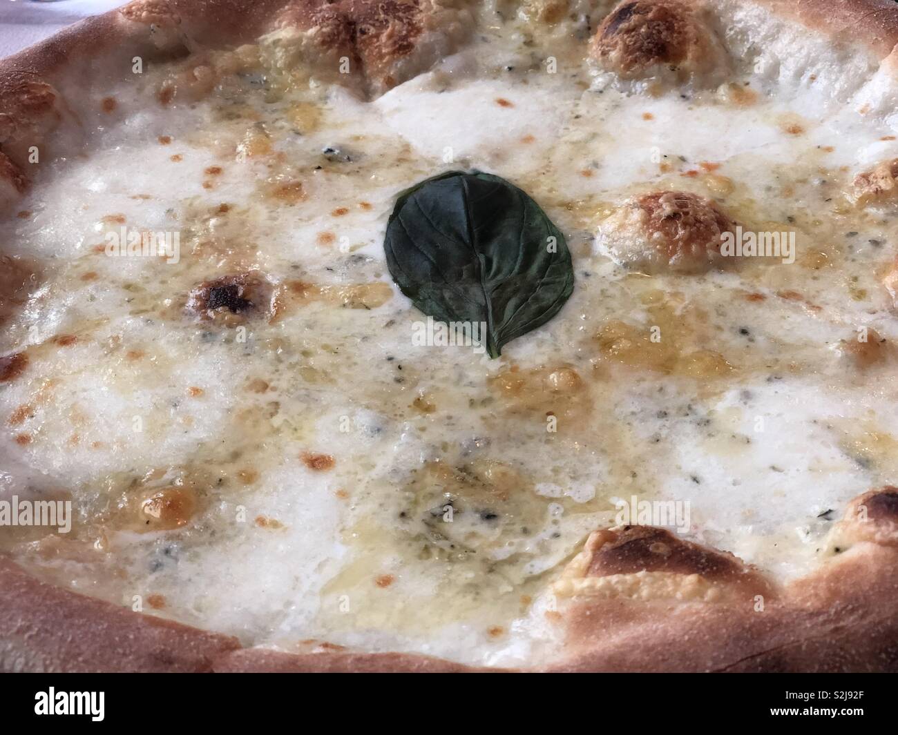 Four cheese pizza hi-res stock photography and images - Alamy