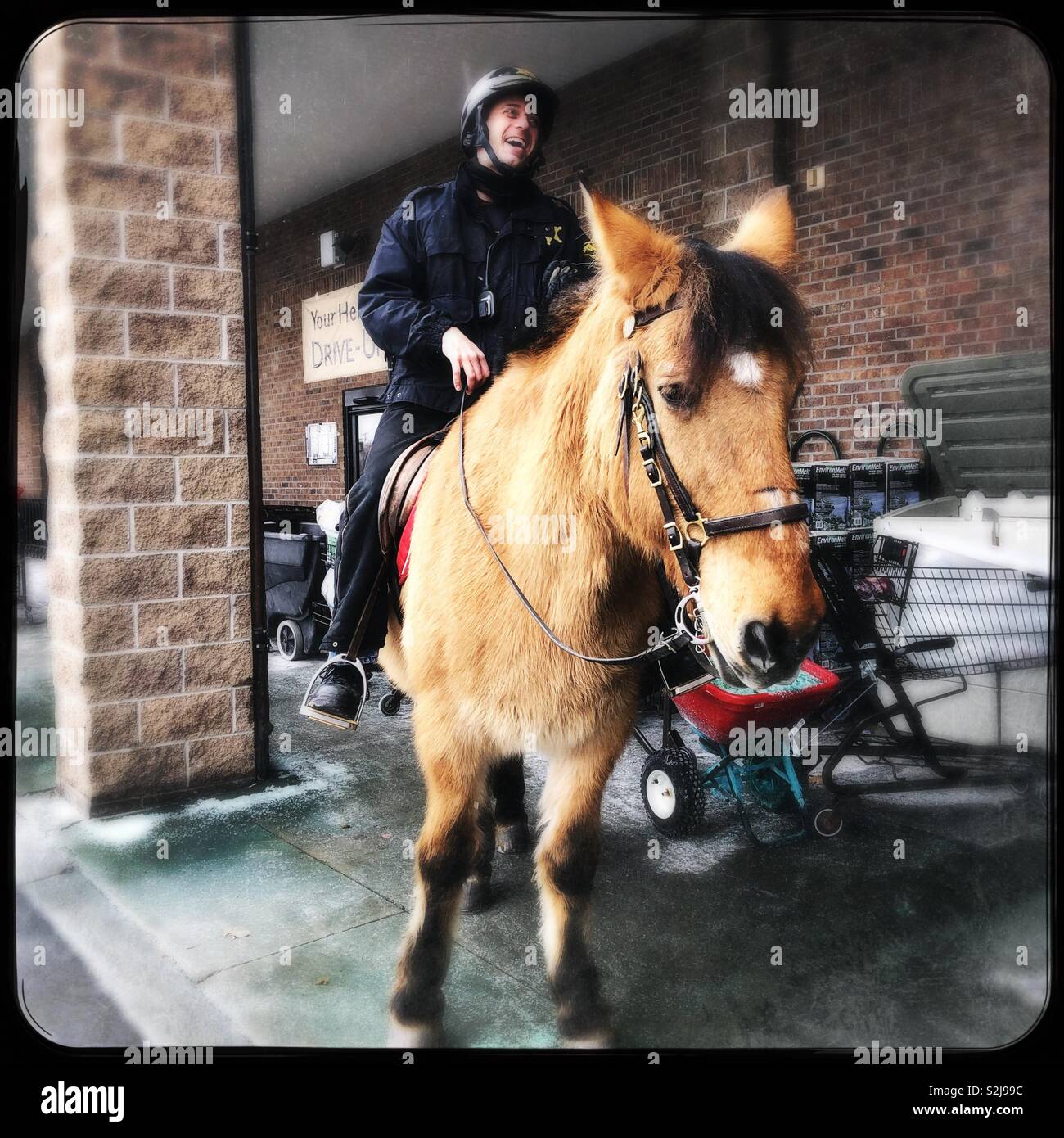Mounted patrol hi-res stock photography and images - Alamy