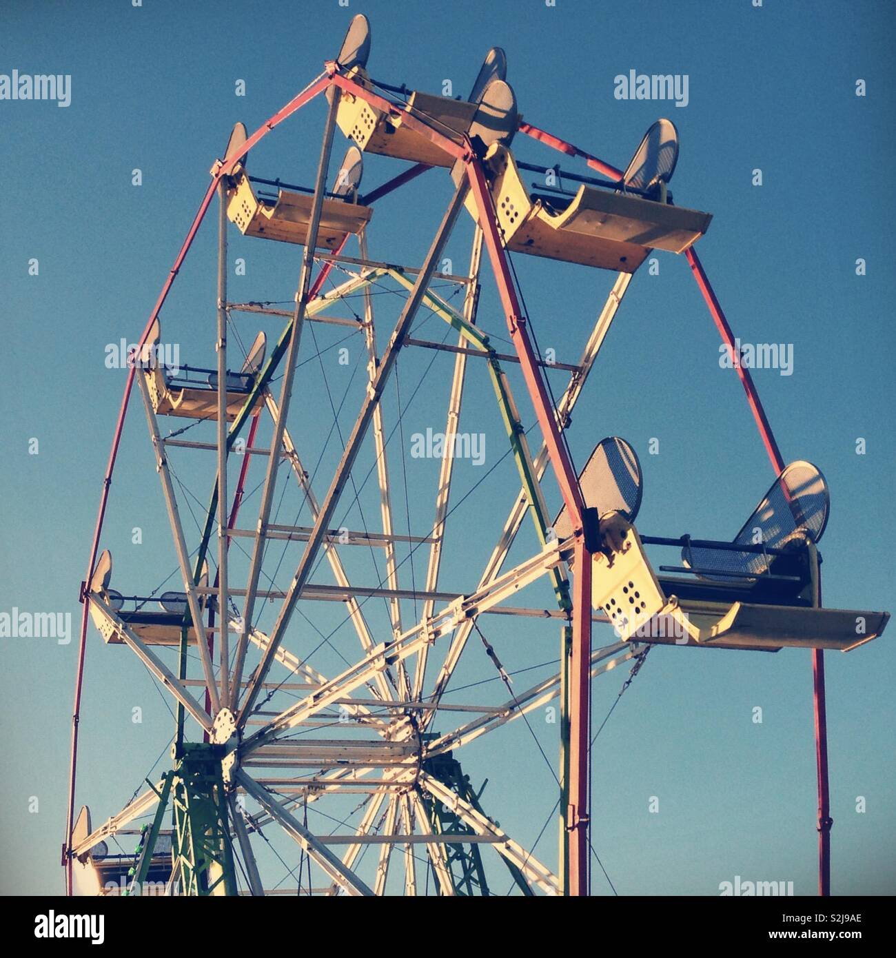 Empty Ferris Wheel Stock Photo - Alamy