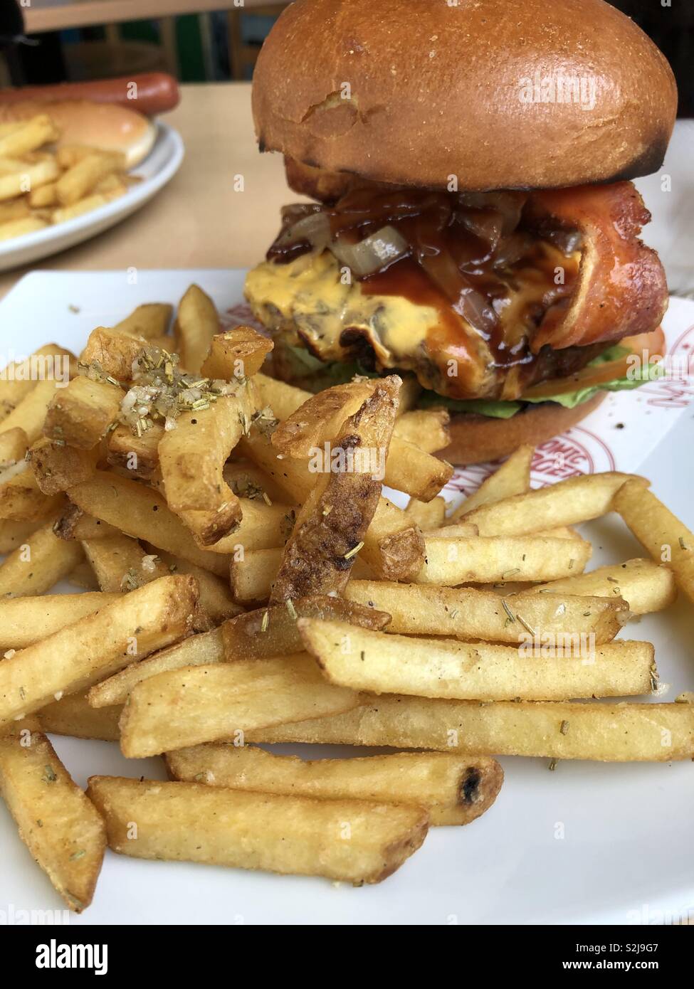 Atomic burger hi-res stock photography and images - Alamy