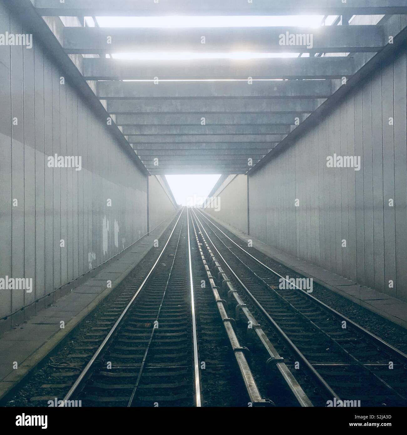 Dlr track hi-res stock photography and images - Alamy