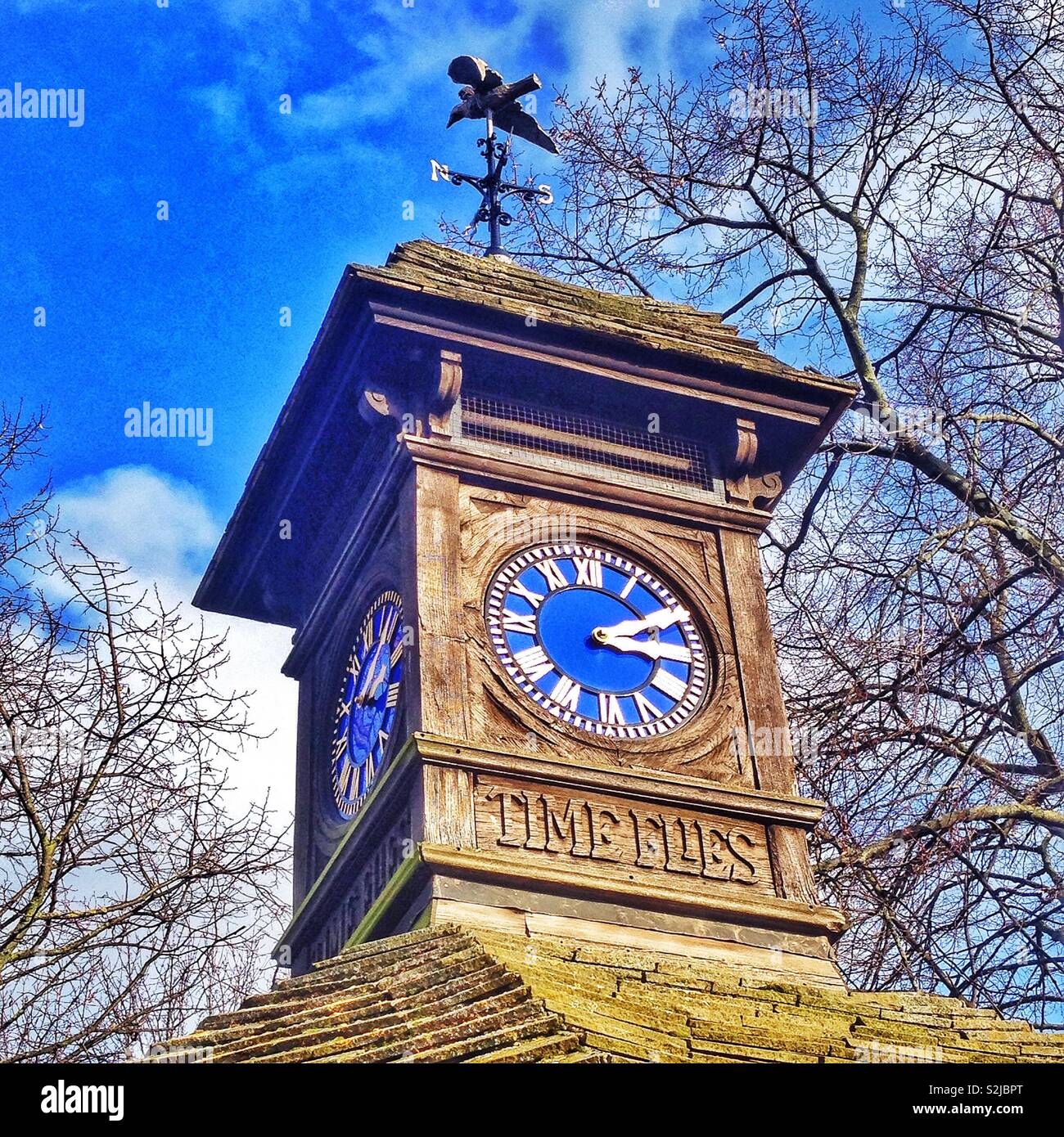 Time flies clock tower hi-res stock photography and images - Alamy