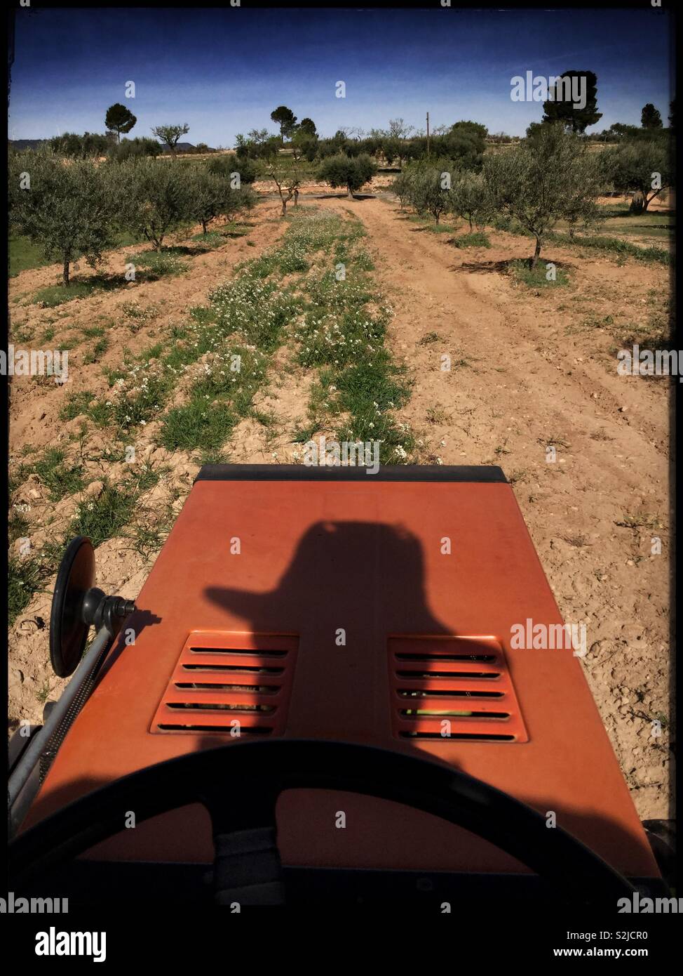 Tractor shadow hi-res stock photography and images - Alamy