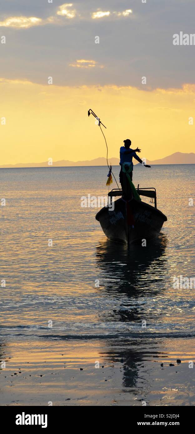 Launch anchor hi-res stock photography and images - Alamy