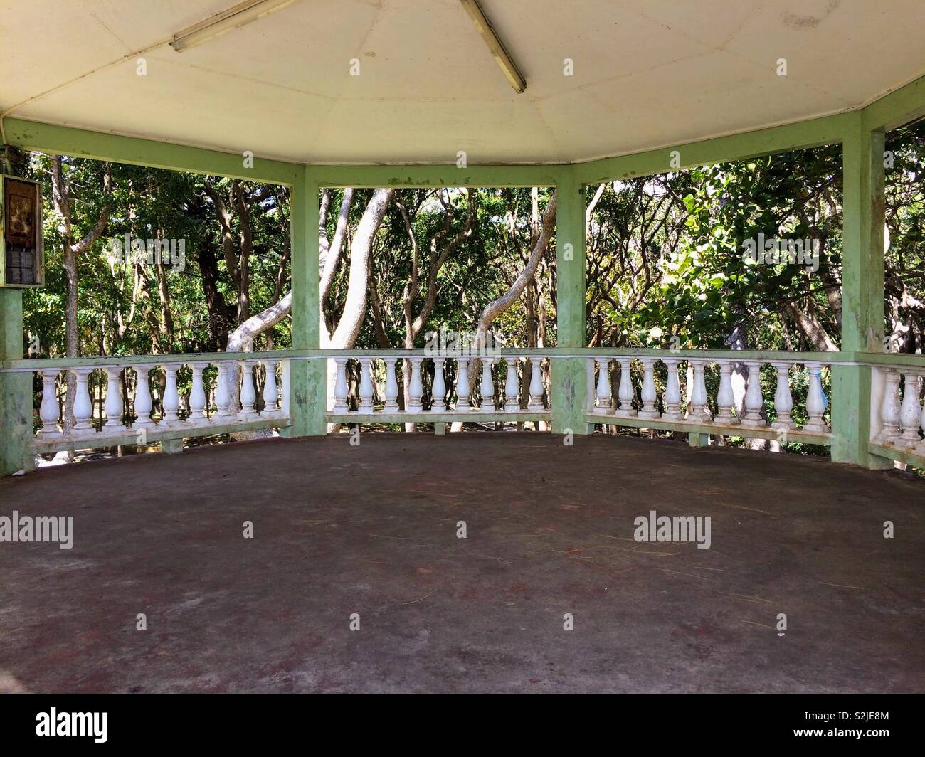 Bandstand with trees hi-res stock photography and images - Alamy