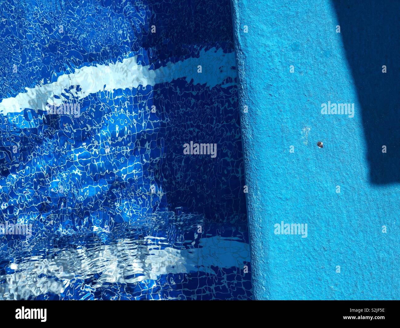 Pool texture hi-res stock photography and images - Alamy