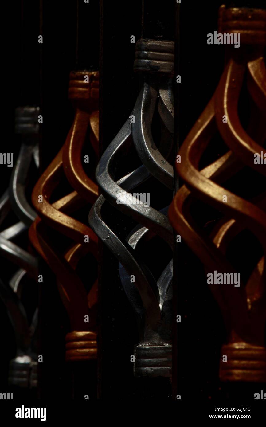 Alternate pattern hi-res stock photography and images - Alamy