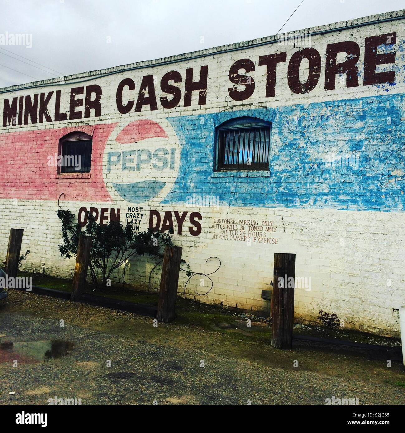 Minkler hi-res stock photography and images - Alamy