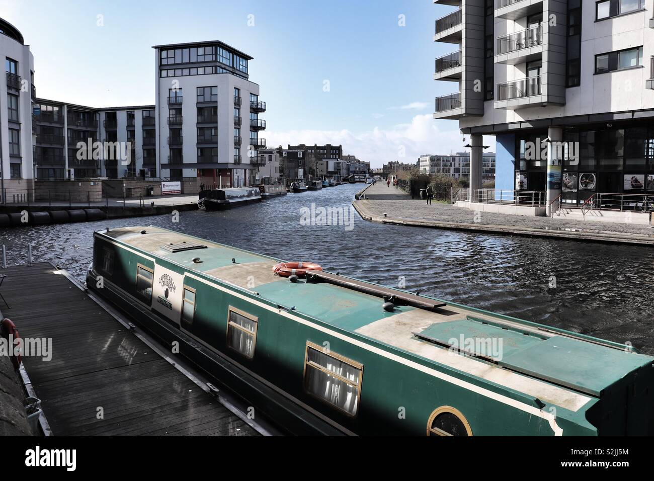 Canal barge moored at Edinburgh Quay Stock Photo - Alamy