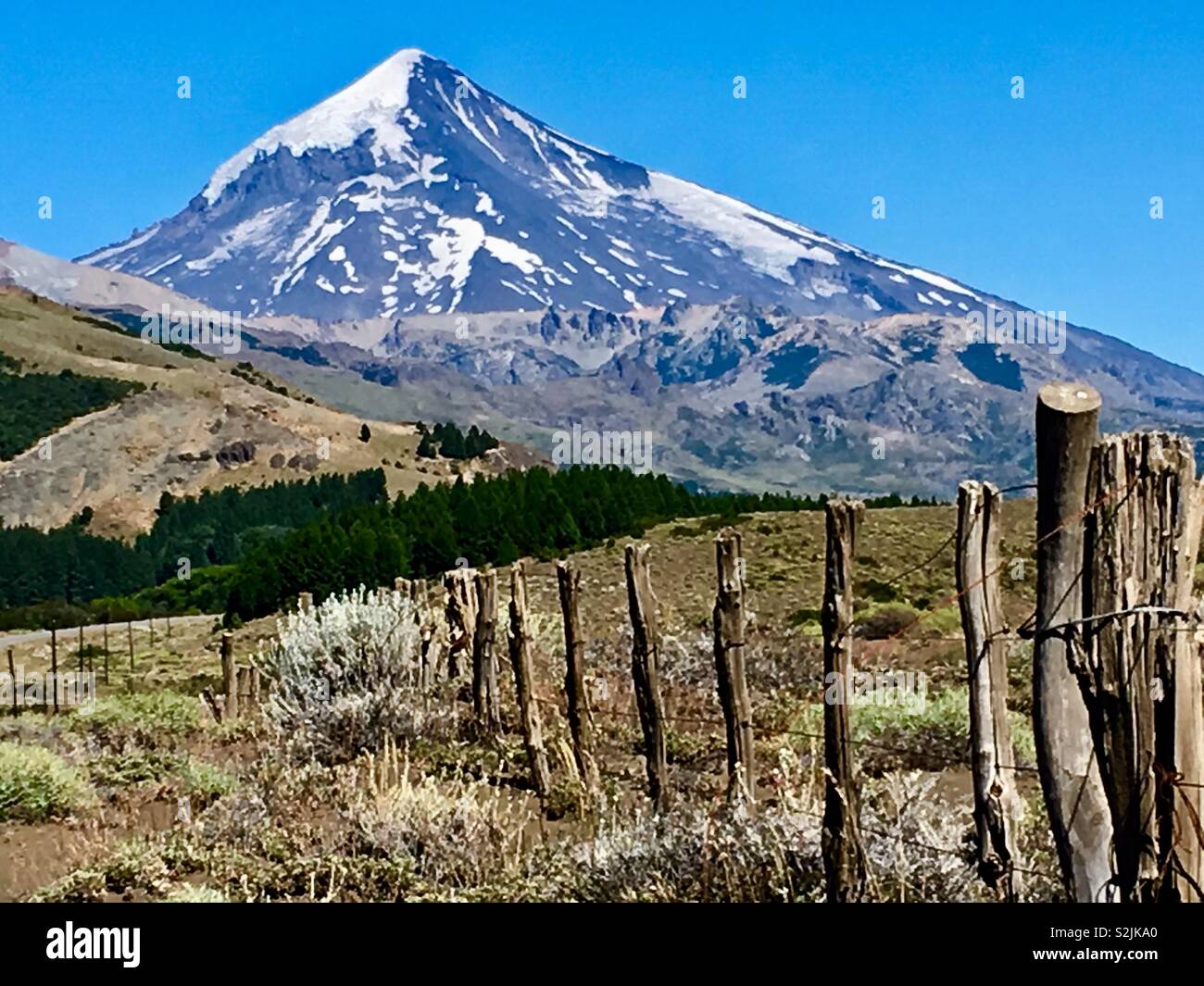 Lanin national park hi-res stock photography and images - Alamy