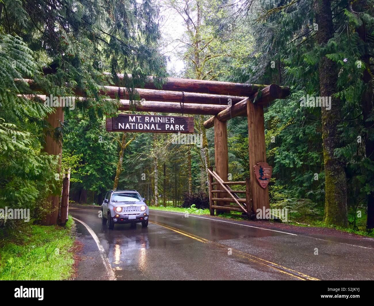 Mount Rainier National Park Sign