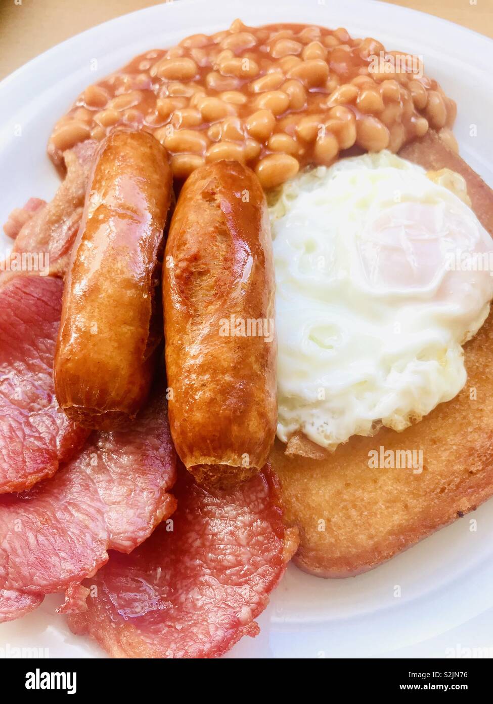 Full English cooked breakfast Stock Photo - Alamy