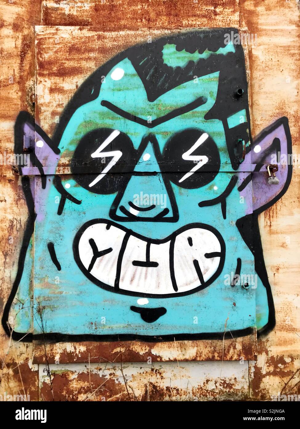 Graffiti art on metal hi-res stock photography and images - Alamy