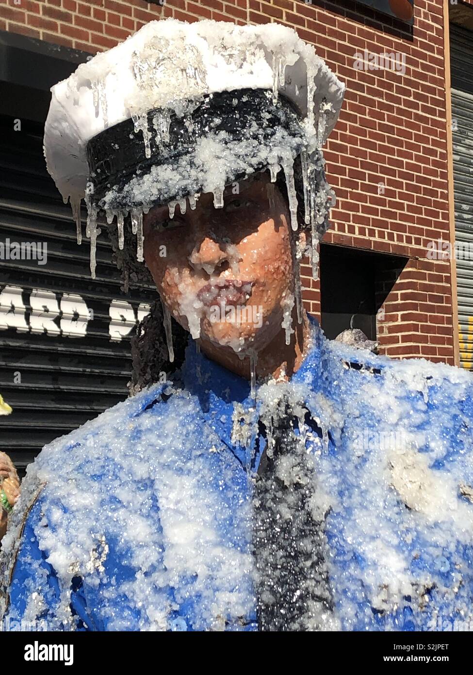 Police mannequin hi-res stock photography and images - Alamy