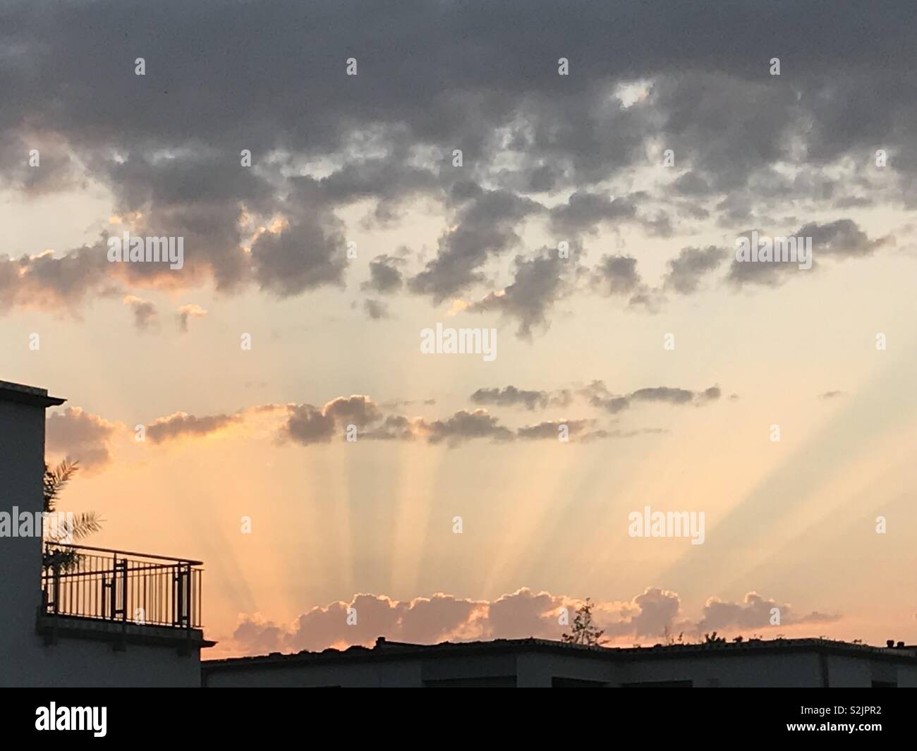 Sunset and lights hi-res stock photography and images - Alamy