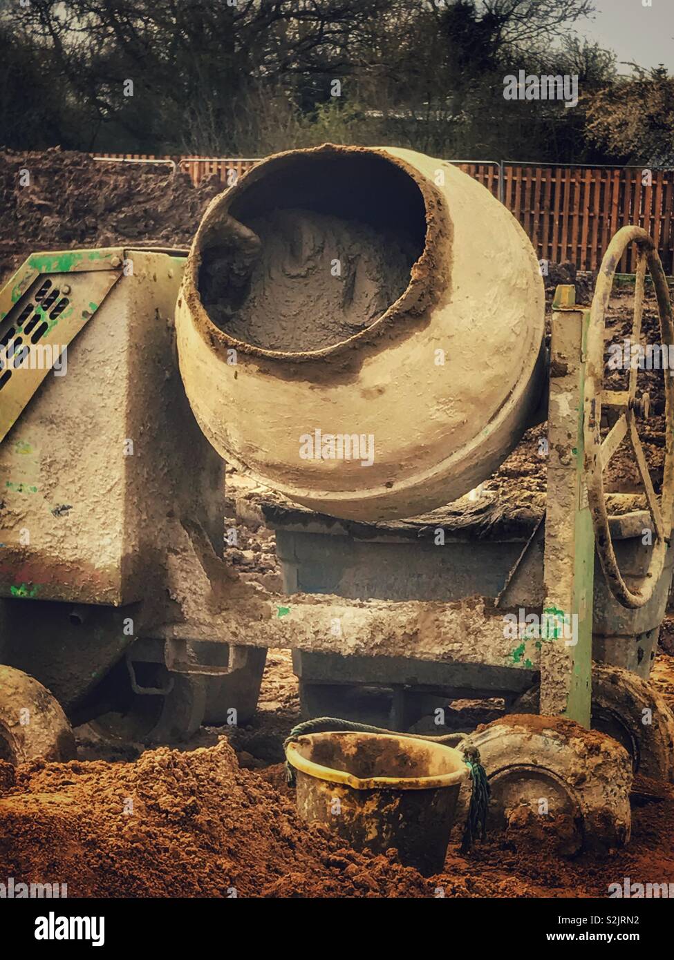 Cement mixer hi-res stock photography and images - Alamy