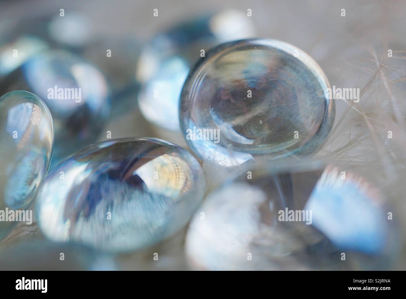 Crystal drop hi-res stock photography and images - Alamy