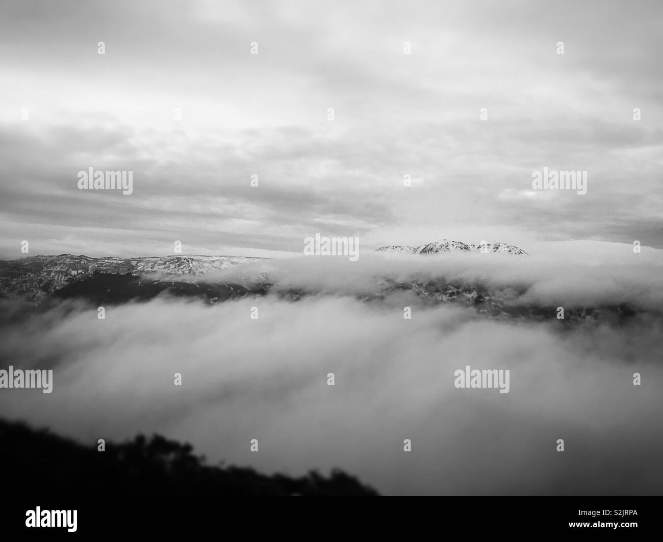 Mountain cloud inversion hi-res stock photography and images - Alamy