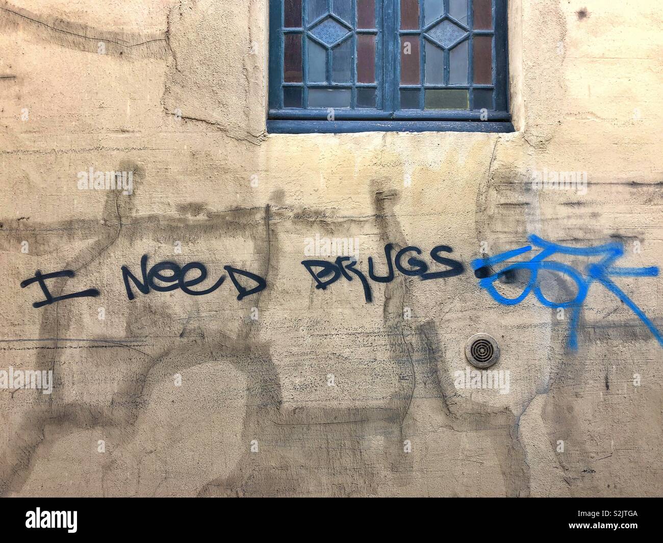 Graffiti Drug Safe Drug Inhalation Site In Vancouver To Be Evicted