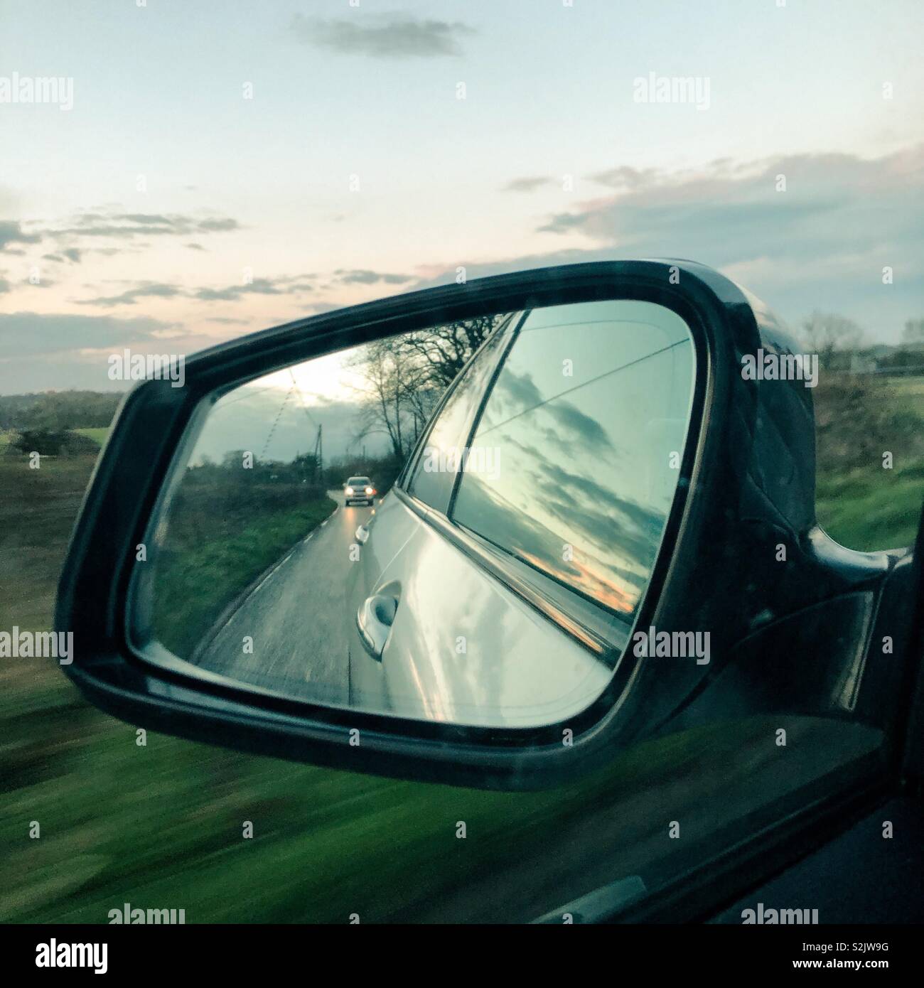 Headlights reflection hi-res stock photography and images - Alamy