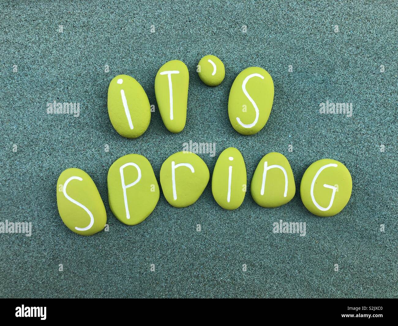 Spring season wallpaper hi-res stock photography and images - Alamy