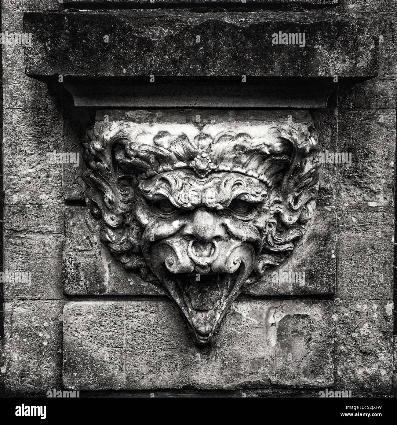 Devil figure hi-res stock photography and images - Alamy