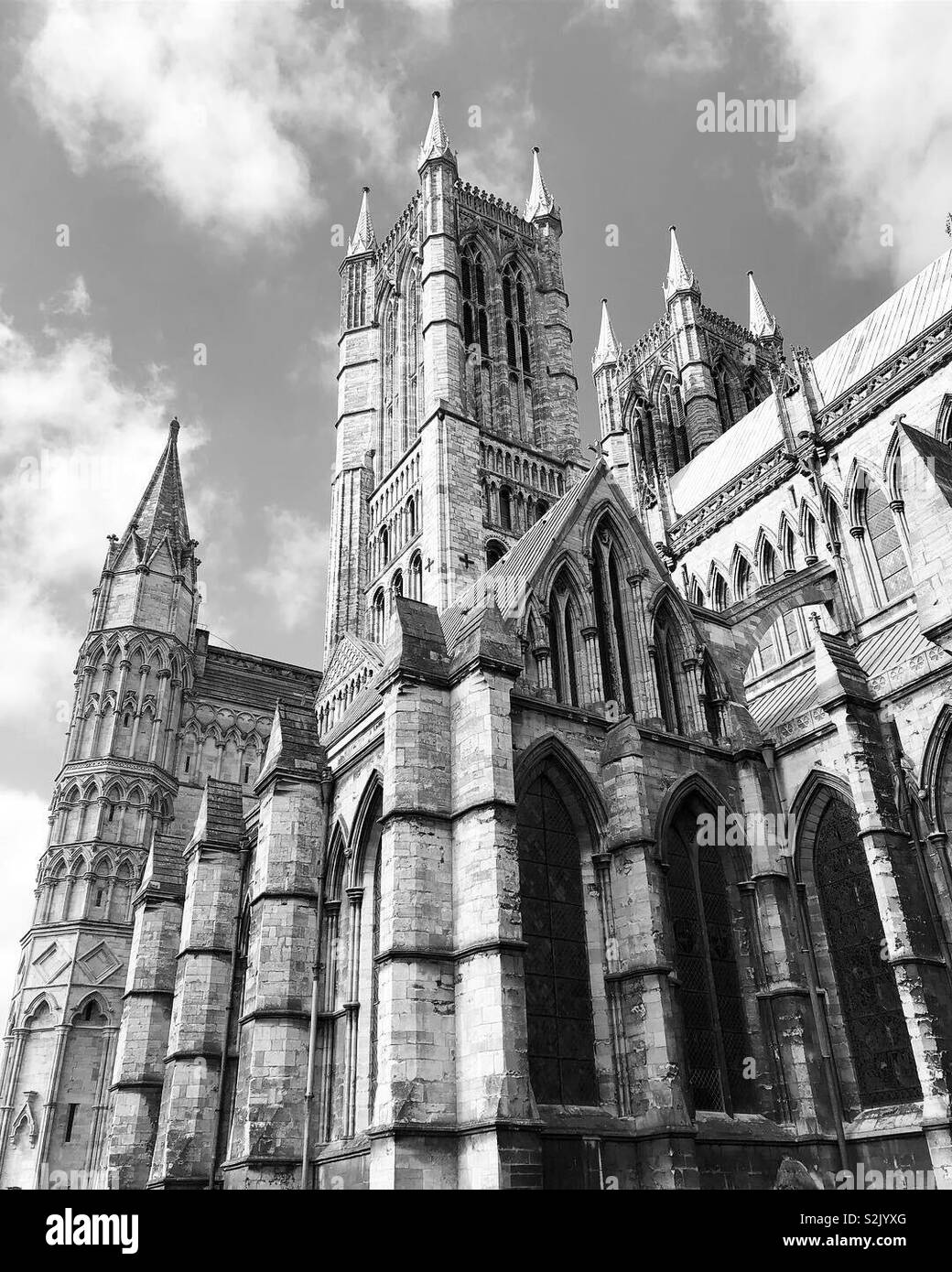 West front lincoln cathedral from hi-res stock photography and images ...