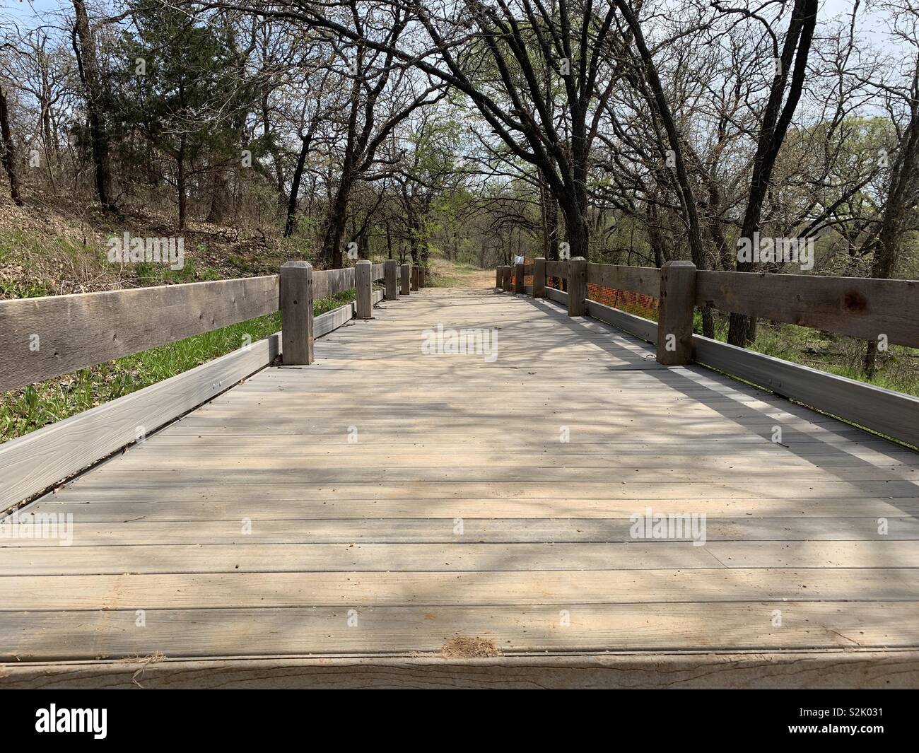 Bridge path hi-res stock photography and images - Alamy