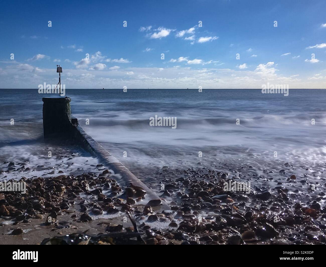 Long exposure wave Stock Photo - Alamy