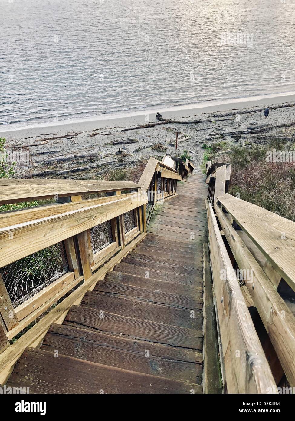 Steep wooden beach steps hi-res stock photography and images - Alamy