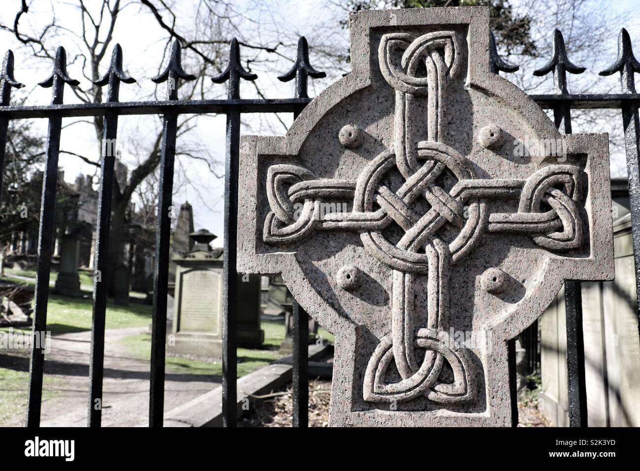 Outdoor stone cross hi-res stock photography and images - Alamy