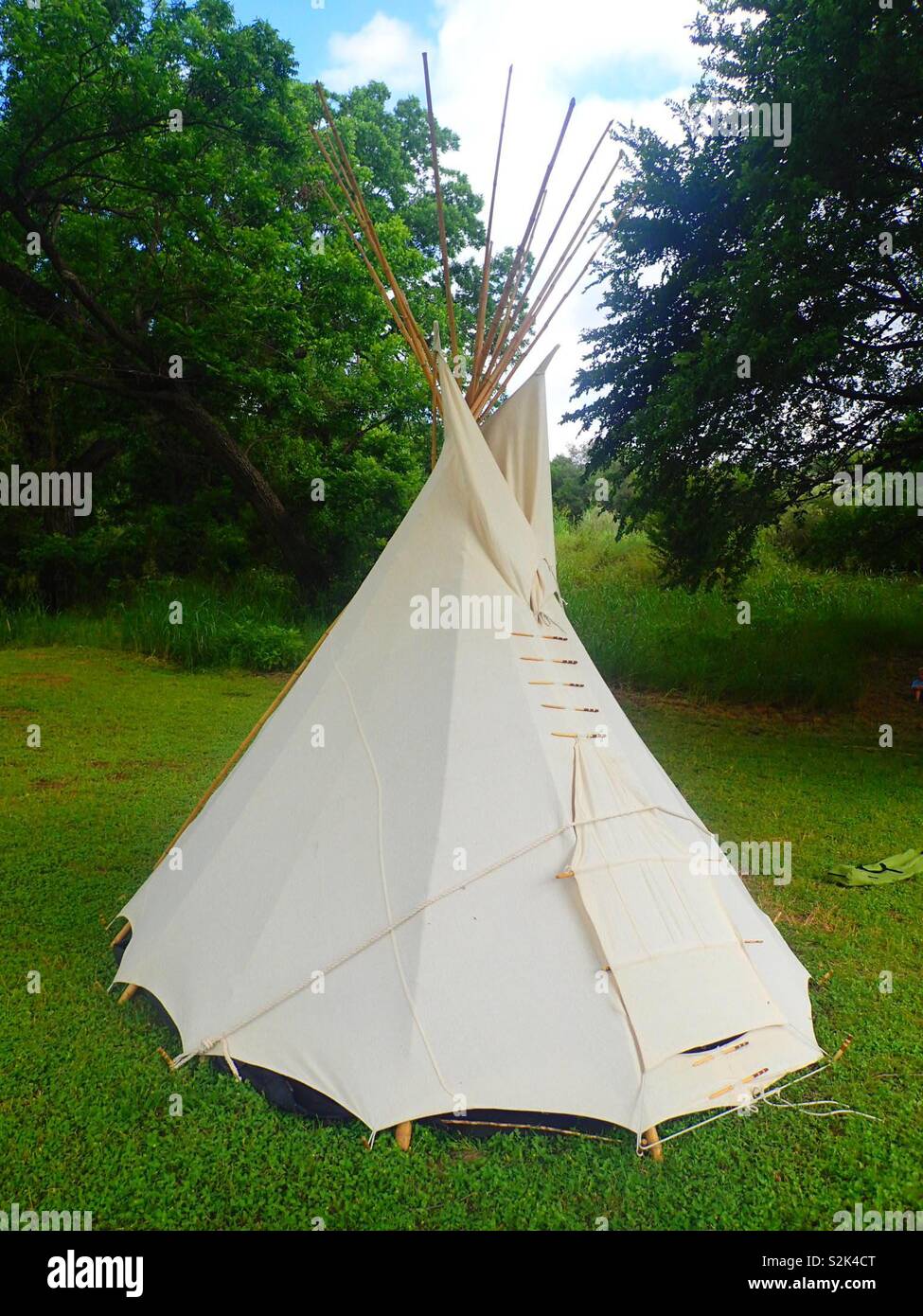 Teepee camping hi-res stock photography and images - Alamy