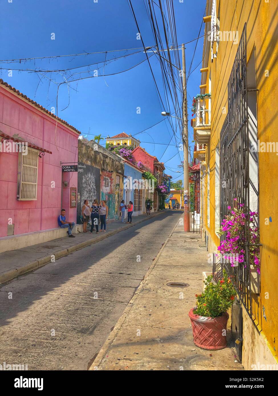 Beautiful neighbourhood hi-res stock photography and images - Alamy