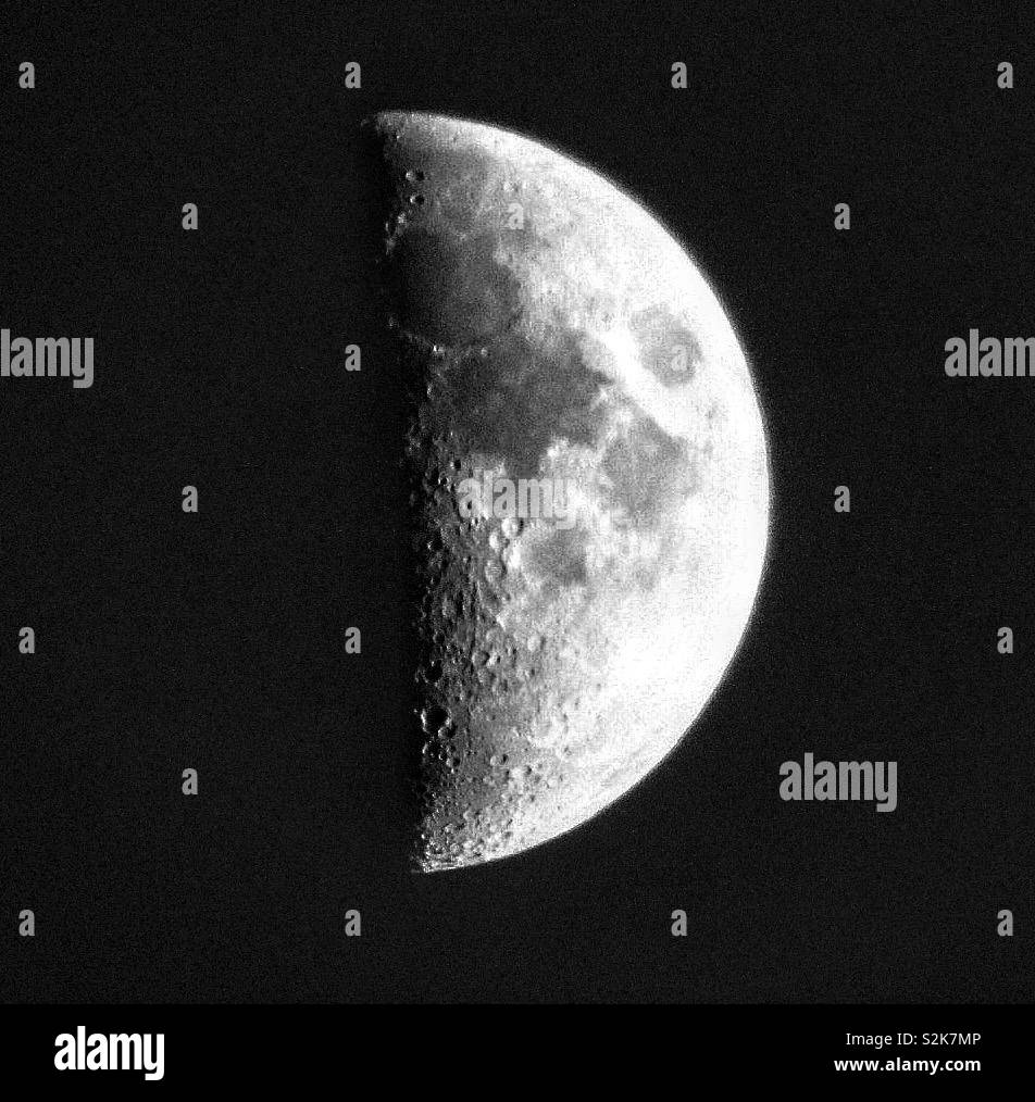 Half moon hi-res stock photography and images - Alamy