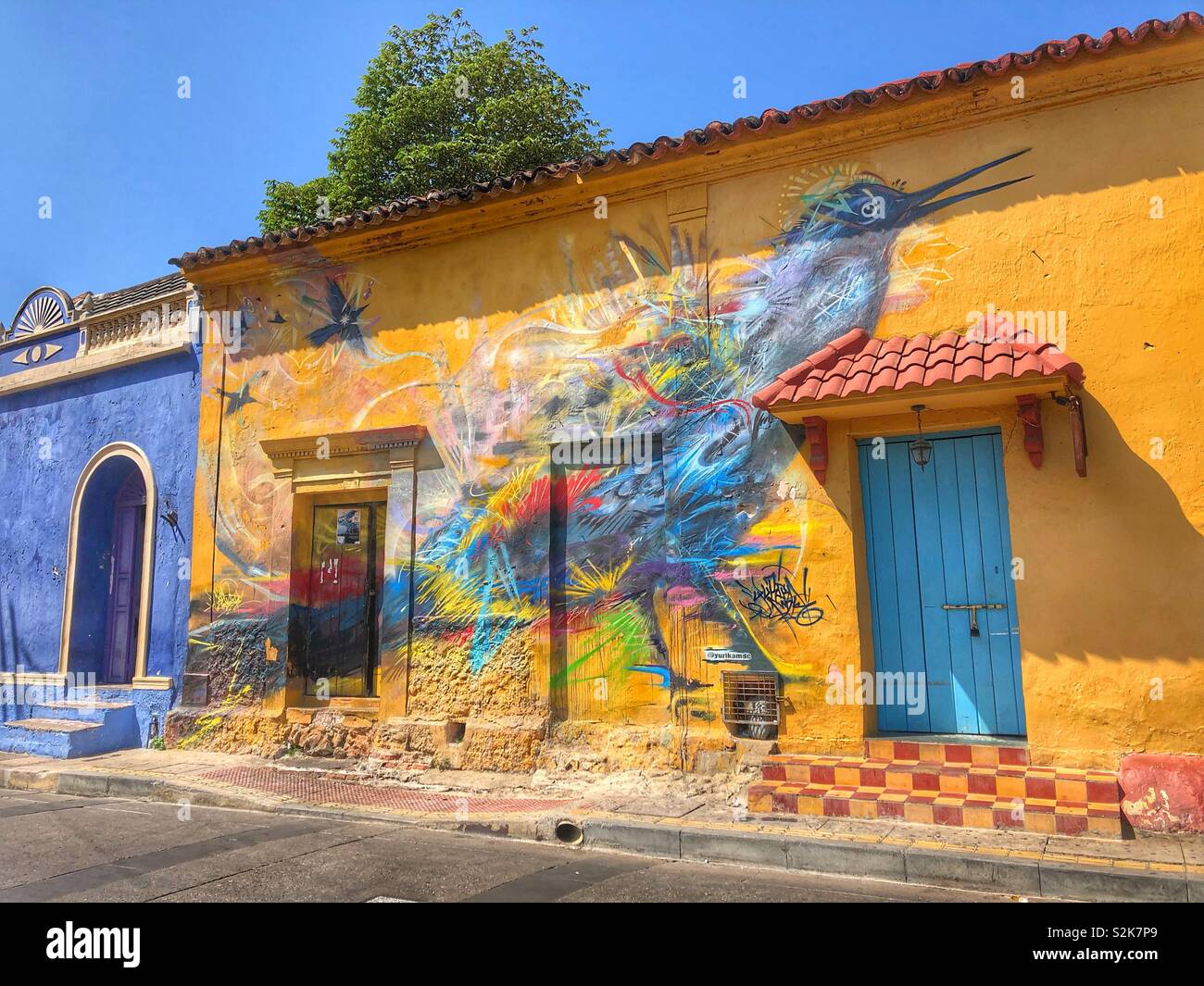 Cartagena getsemani street art hi-res stock photography and images - Alamy